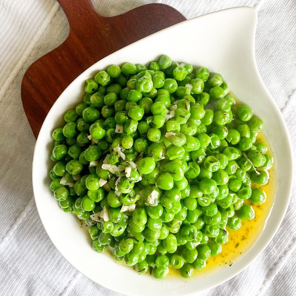 Easy Frozen Peas in Garlic Butter Recipe - Just Simple Recipes