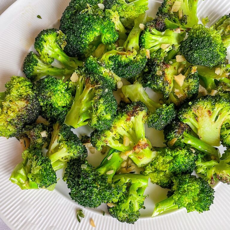 Garlic Broccoli Recipe - Just Simple Recipes
