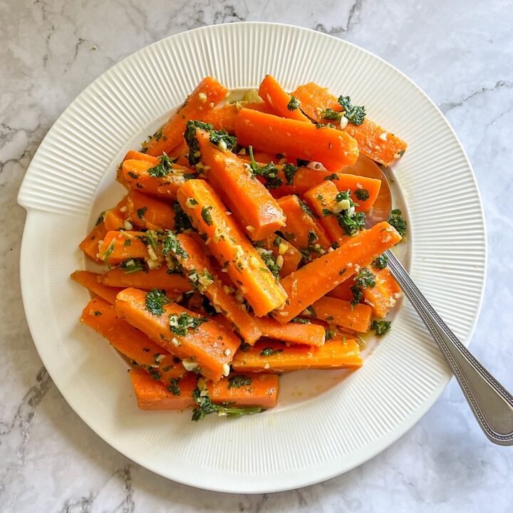10-Minute Easy Boiled Summer Carrots Recipe with Garlic, Lime & Parsley ...