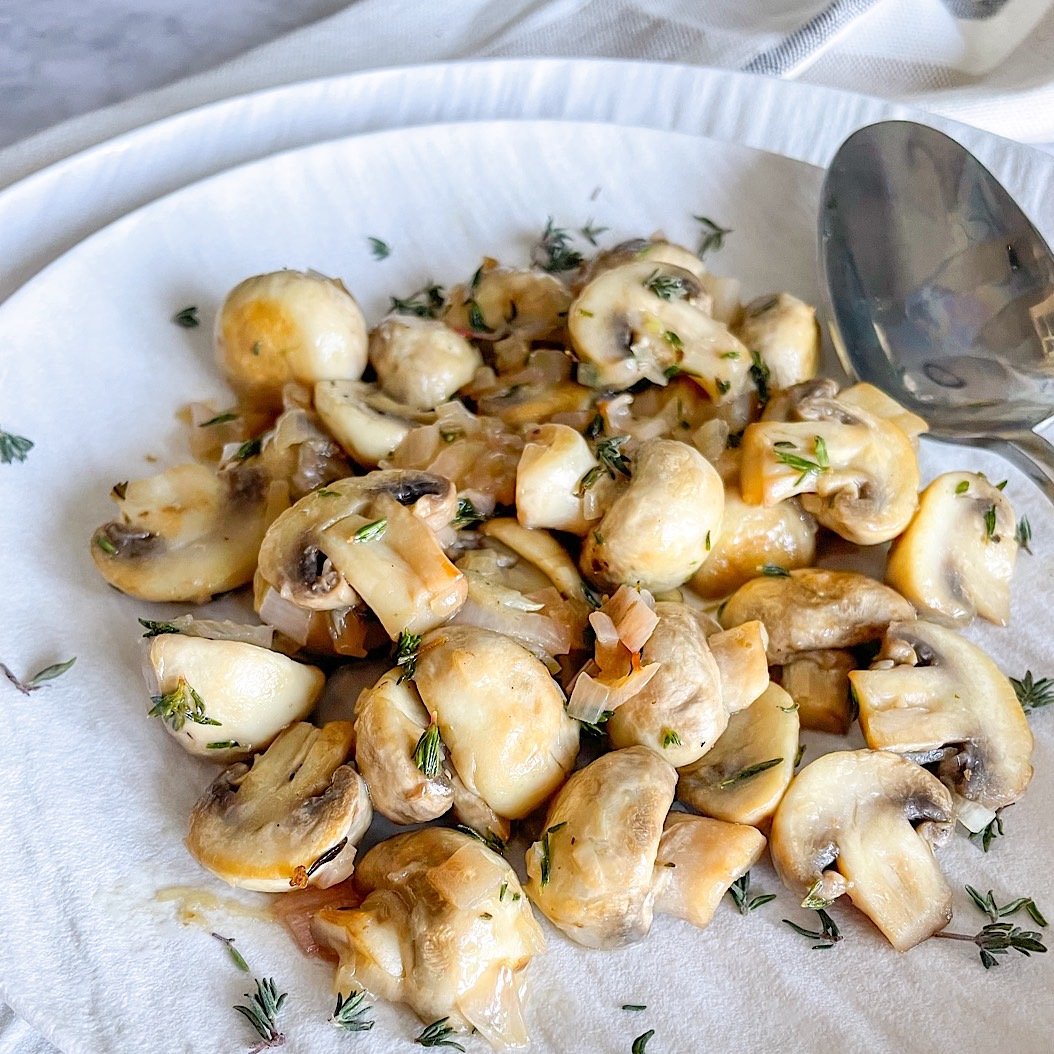 Easy Thyme Mushrooms Recipe - Buttery, Herby and Ready in 15 Minutes