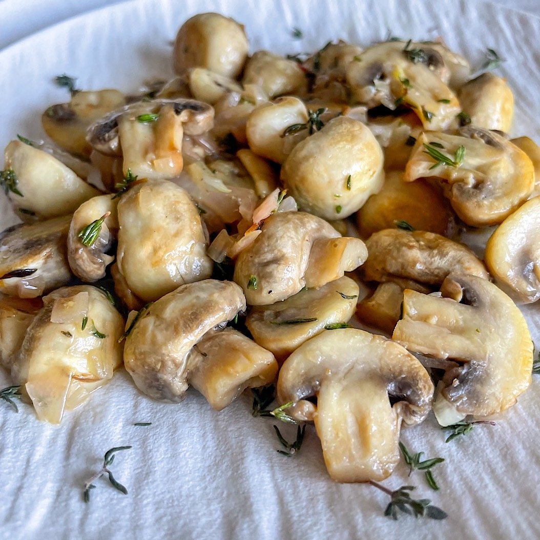 Easy Thyme Mushrooms Recipe - Buttery, Herby and Ready in 15 Minutes